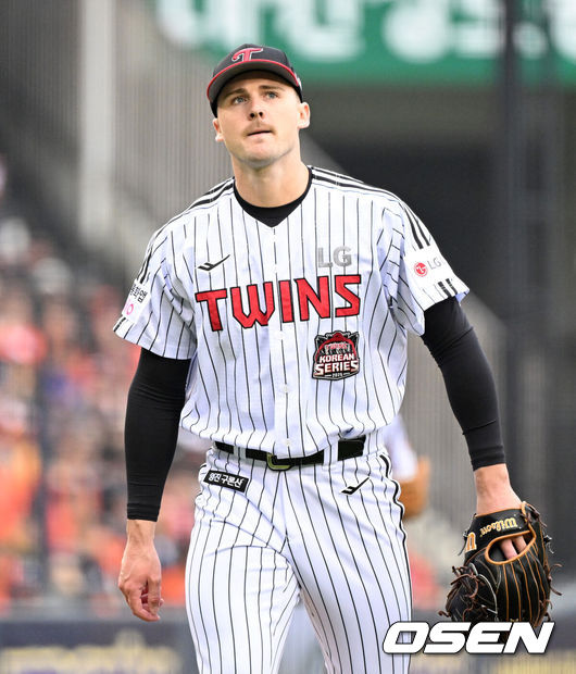 ‘대충격’ 한화, 24일 쉰 LG에 난타 당했다…박해민 홈런 빠던-신민재 3안타-톨허스트 QS, LG 8-2 완승→우승확률 73.2% [KS1 리뷰] | 미주중앙일보