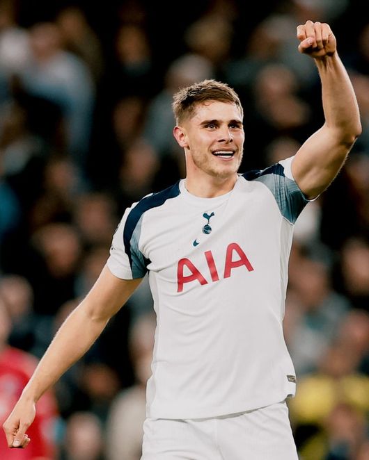 '이게 손흥민이야? 반 더 벤이야?' 푸스카스 예약이요! 'SON 빙의' 70m 질주 원더골..."메시가 변신한 줄 알았어" | 미주중앙일보